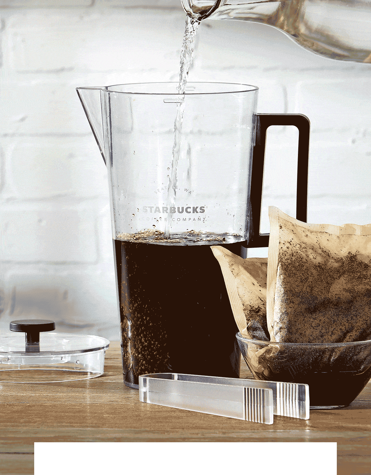 Starbucks: Sunny days, cool drinks: Cold Brew Pitcher Packs are back | Milled