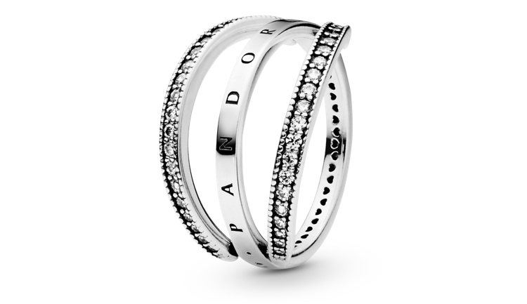 Pandora : Make a statement with stacks of classic rings 💫 | Milled