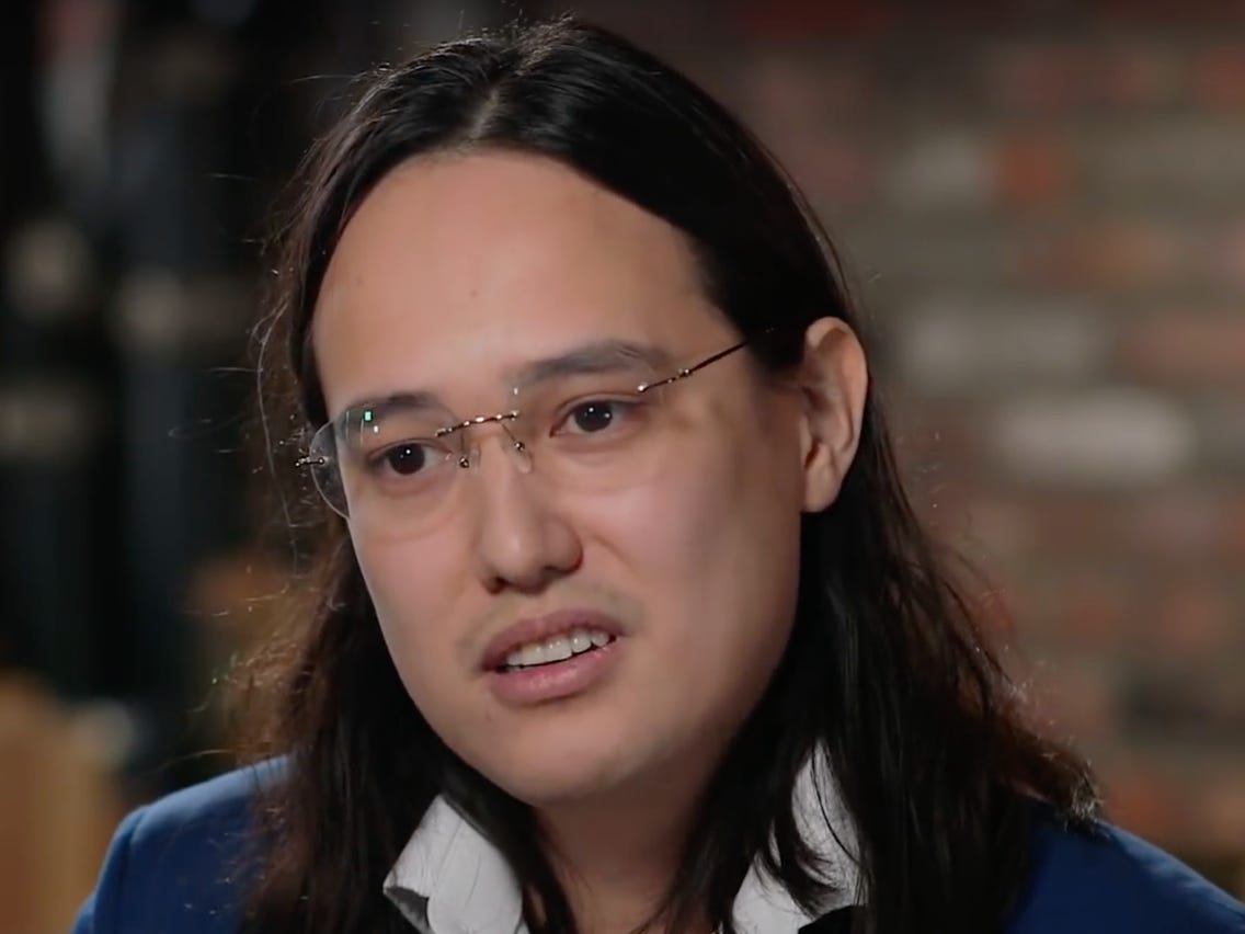 This Week in Startups: Episode 1100: Hoan Ton-That, CEO Of Clearview AI ...