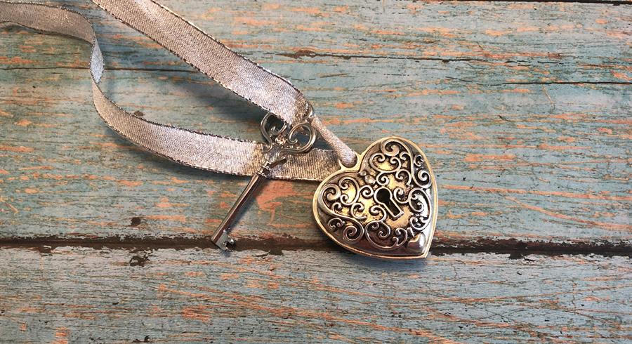 Family Tree Magazine: Family Heirloom Stories | Milled