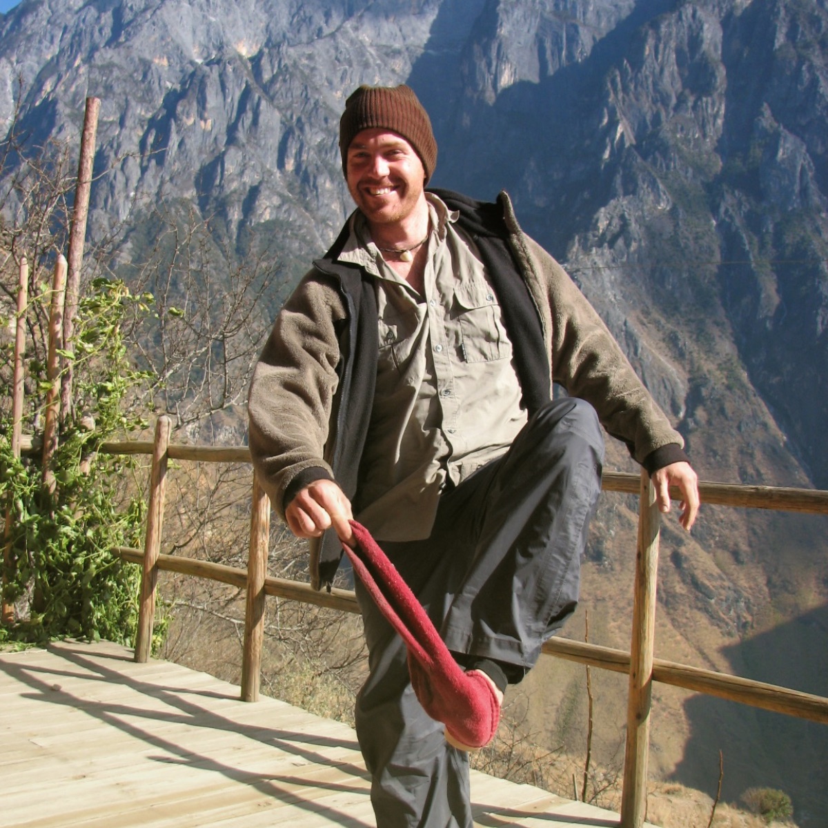 Earth Sea Sky: A tribute to Aaron Feuerstein | Milled