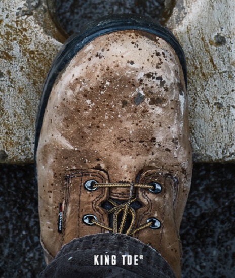 Red Wing Shoes: King Toe: Flexibility, Comfort & 44% Extra Toe Room ...
