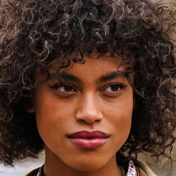 The Zoe Report: This Is The Most Intimidating Color Trend Of 2022 & It ...