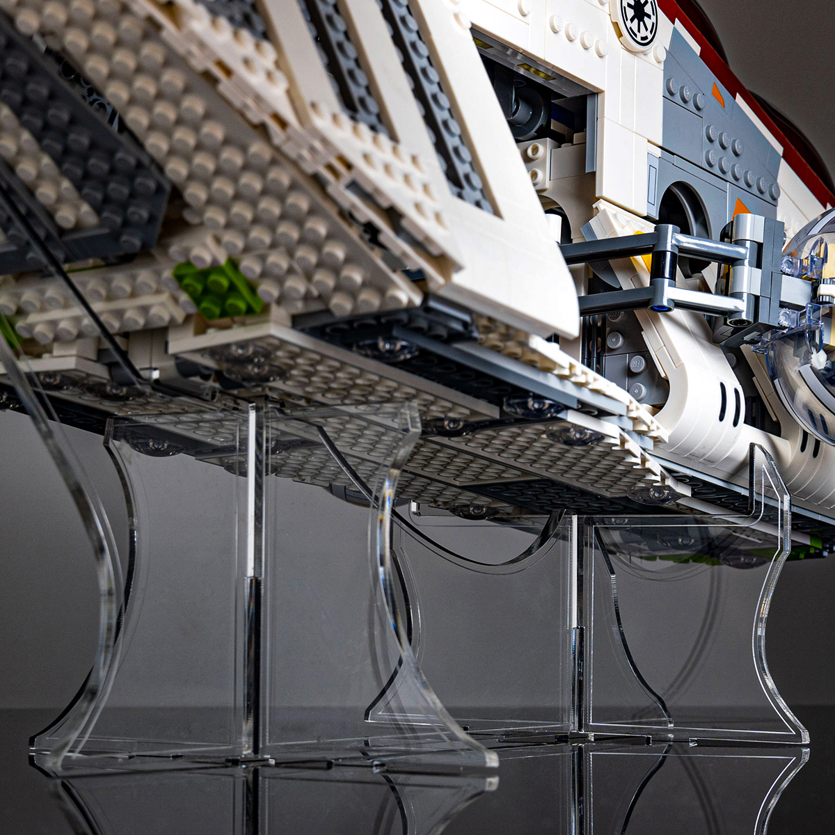 Wicked Brick: The UCS Republic Gunship is here! | Milled