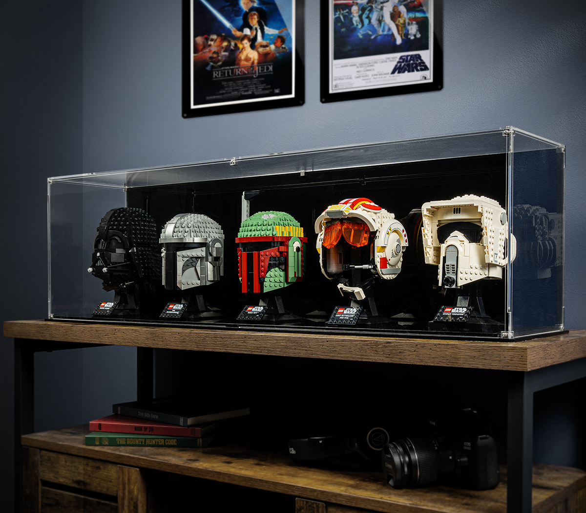 Wicked Brick: New LEGO Helmet display cases! | Milled