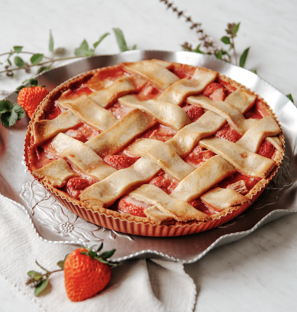 Oishii: The Omakase Berry Pie from Sweet Laurel + Oishii | Milled