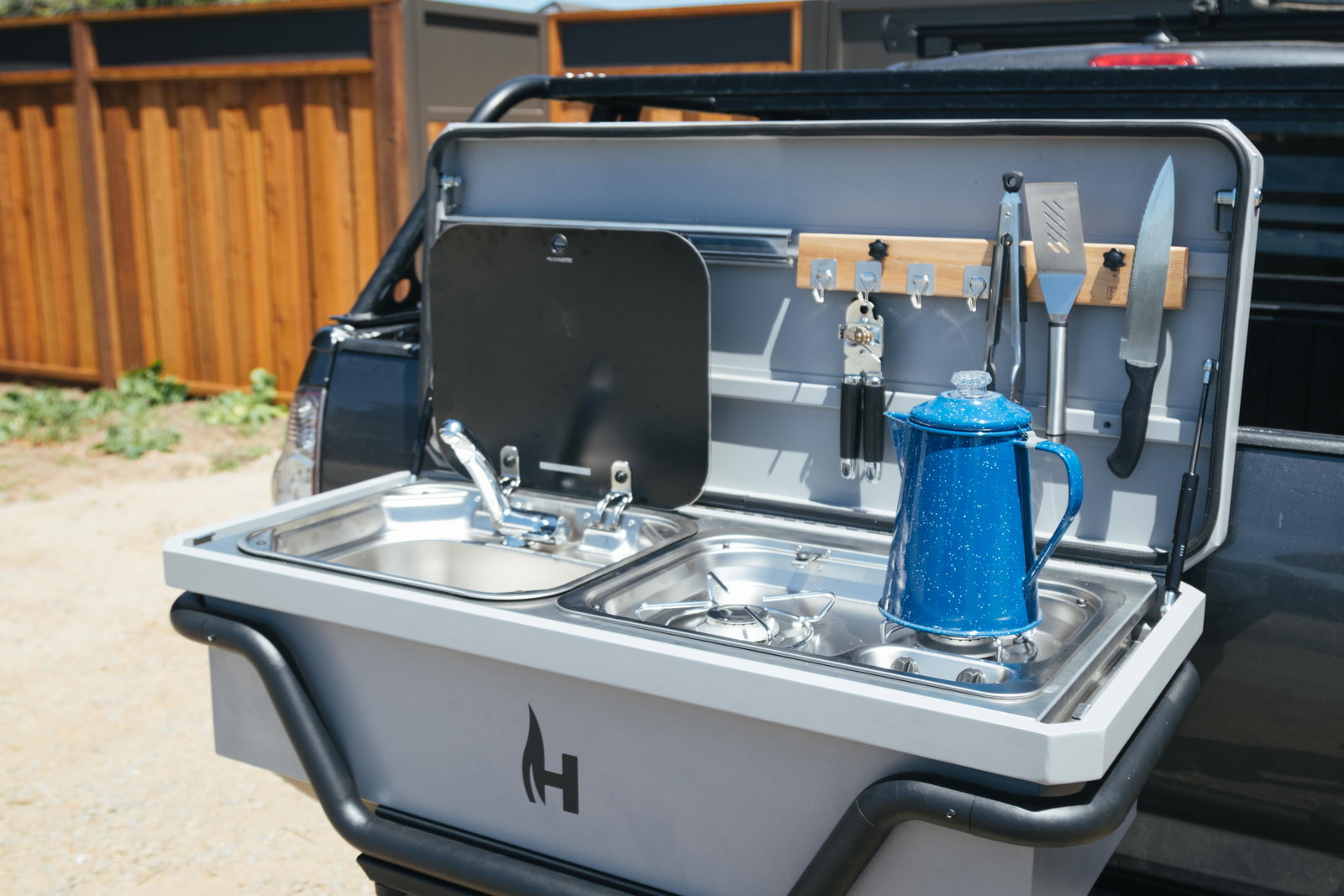 HitchFire: New Ledge & Hitch Kitchen Unveiled 20% Off Pre-Order | Milled