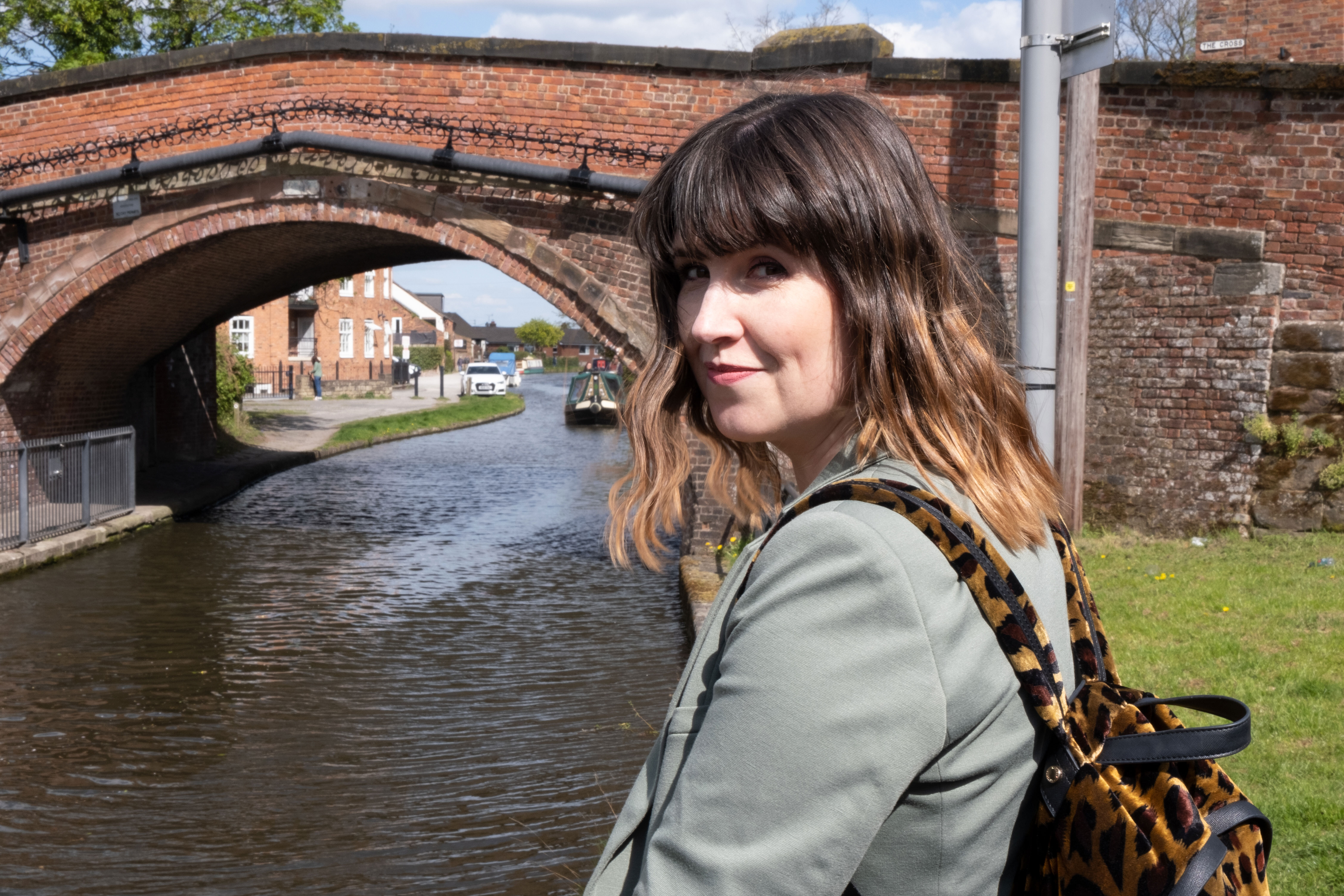 Arteza: Oil Painting by Sarah Stribbling | Milled