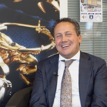 Quote: Edward Hollander verkoopt TAF voor €400 miljoen & voor €8 ...