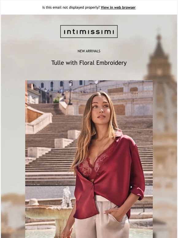 Intimissimi: Ruby red and deep green floral lace | Milled