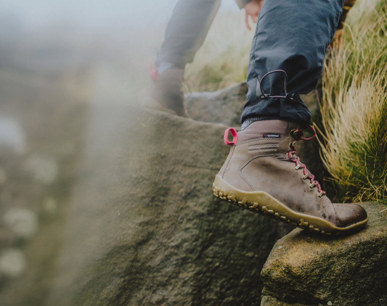 Vivobarefoot: Tracker FG: Hike with full-feeling and flexibility | Milled