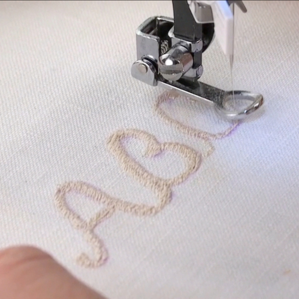 Singer: Drawing with your Sewing Machine | Milled