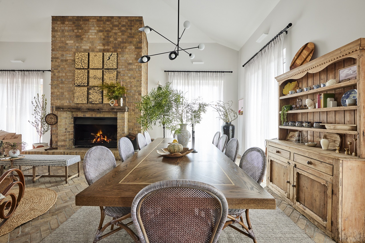 The Block Shop: SCOTTY CAM'S HOUSE REVEALED 🔨 Living & Dining Room | Milled