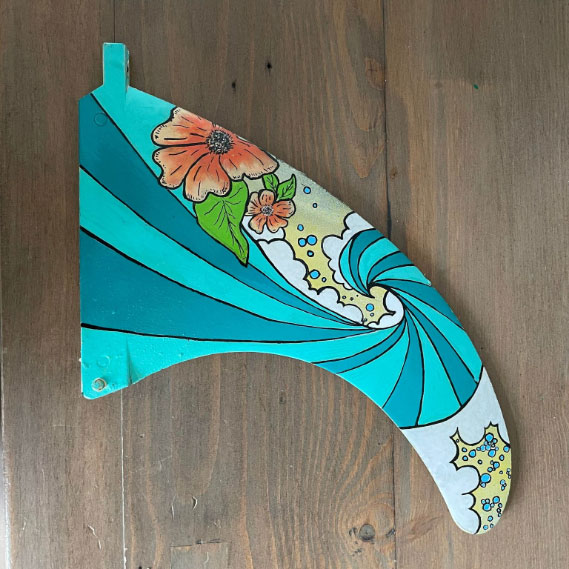 Red Paddle: Turning Old Fins into Art | Milled