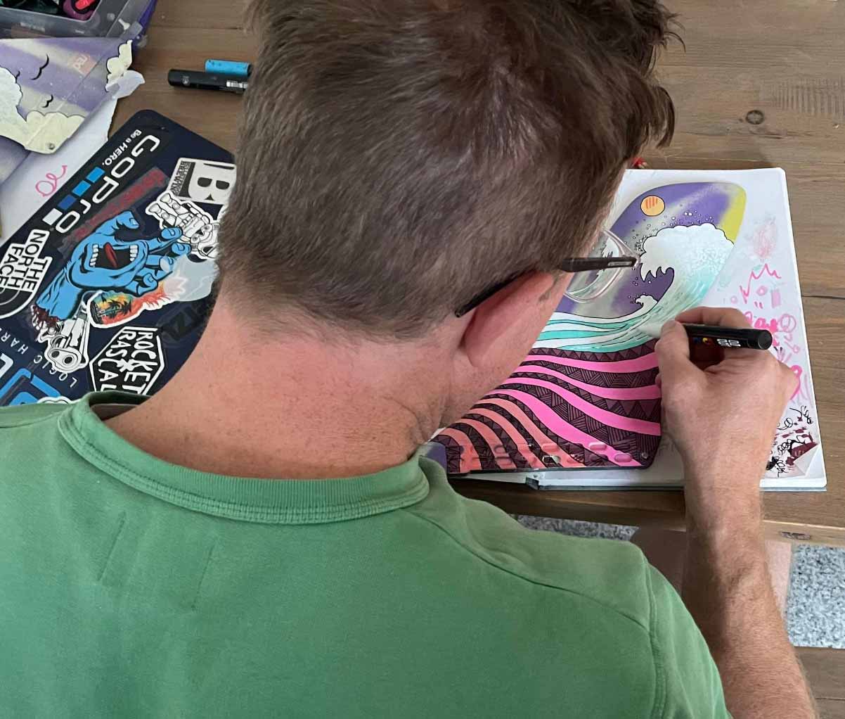 Red Paddle: Turning Old Fins into Art | Milled