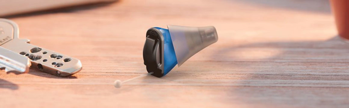 Hear: Have you already tried these tiny German hearing aids? | Milled