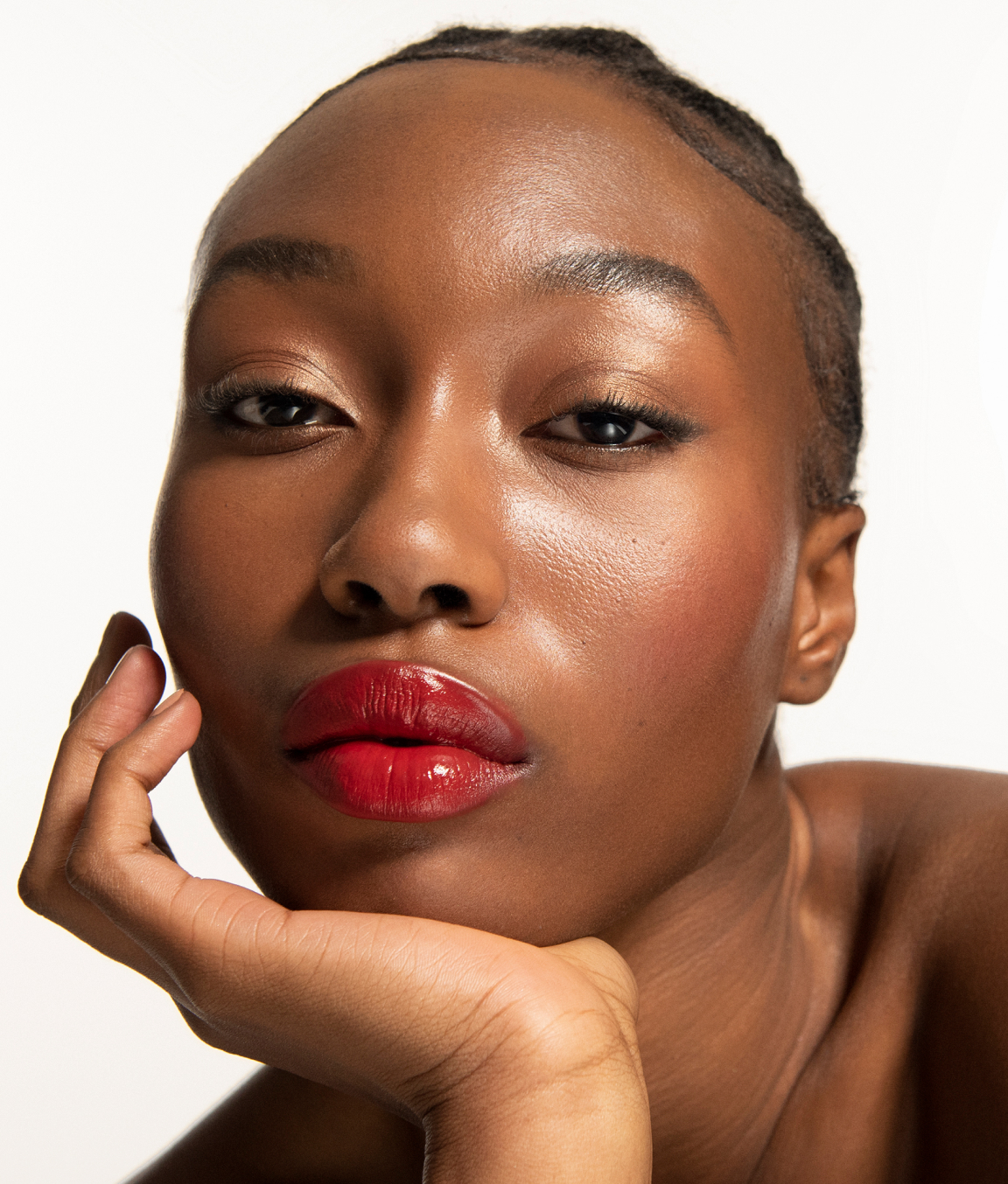 Code8 Beauty: Your festive lip look | Milled