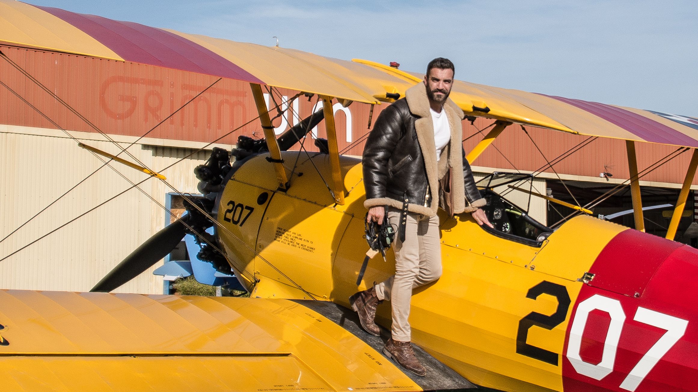 Cockpit USA: OFF DUTY : With Pilot Simon Valentin | Milled