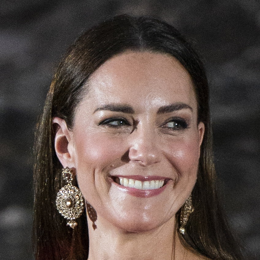 The Zoe Report: Kate Middleton’s Risky Dress Just Stunned Everyone ...
