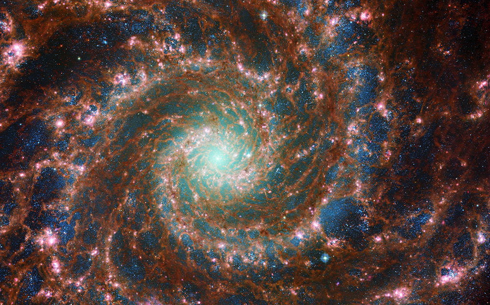 National Geographic: NASA discovers early galaxies—and big mysteries ...