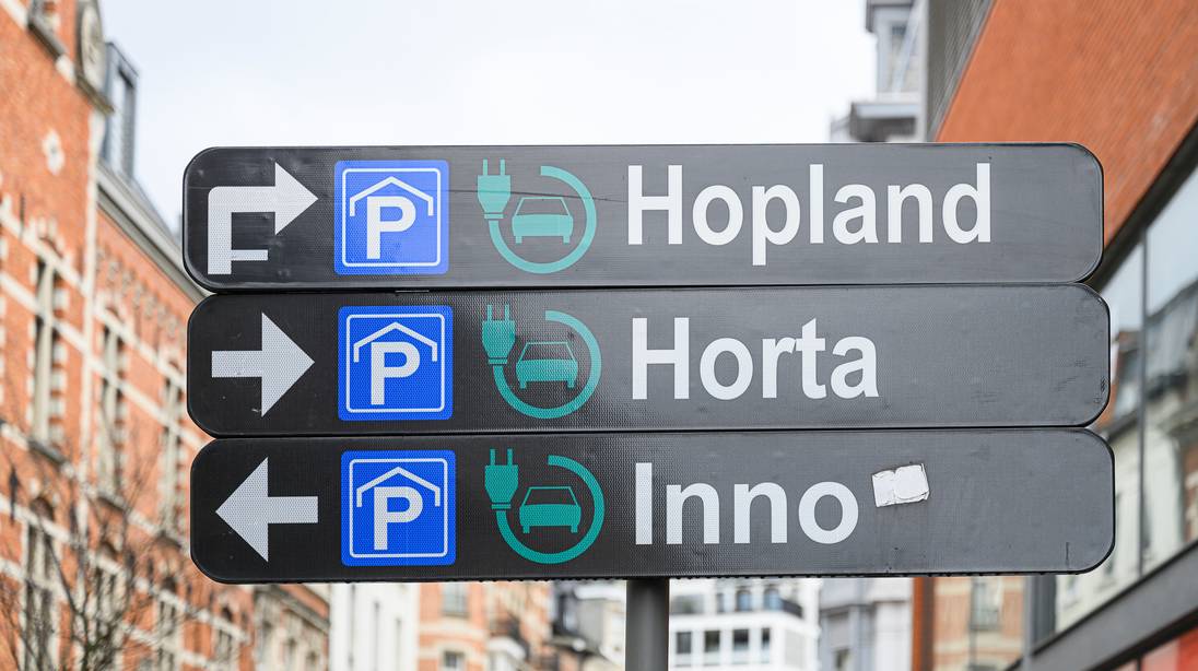 HLN: Bezoekers mogen vanaf deze zomer niet meer op straat parkeren in ...