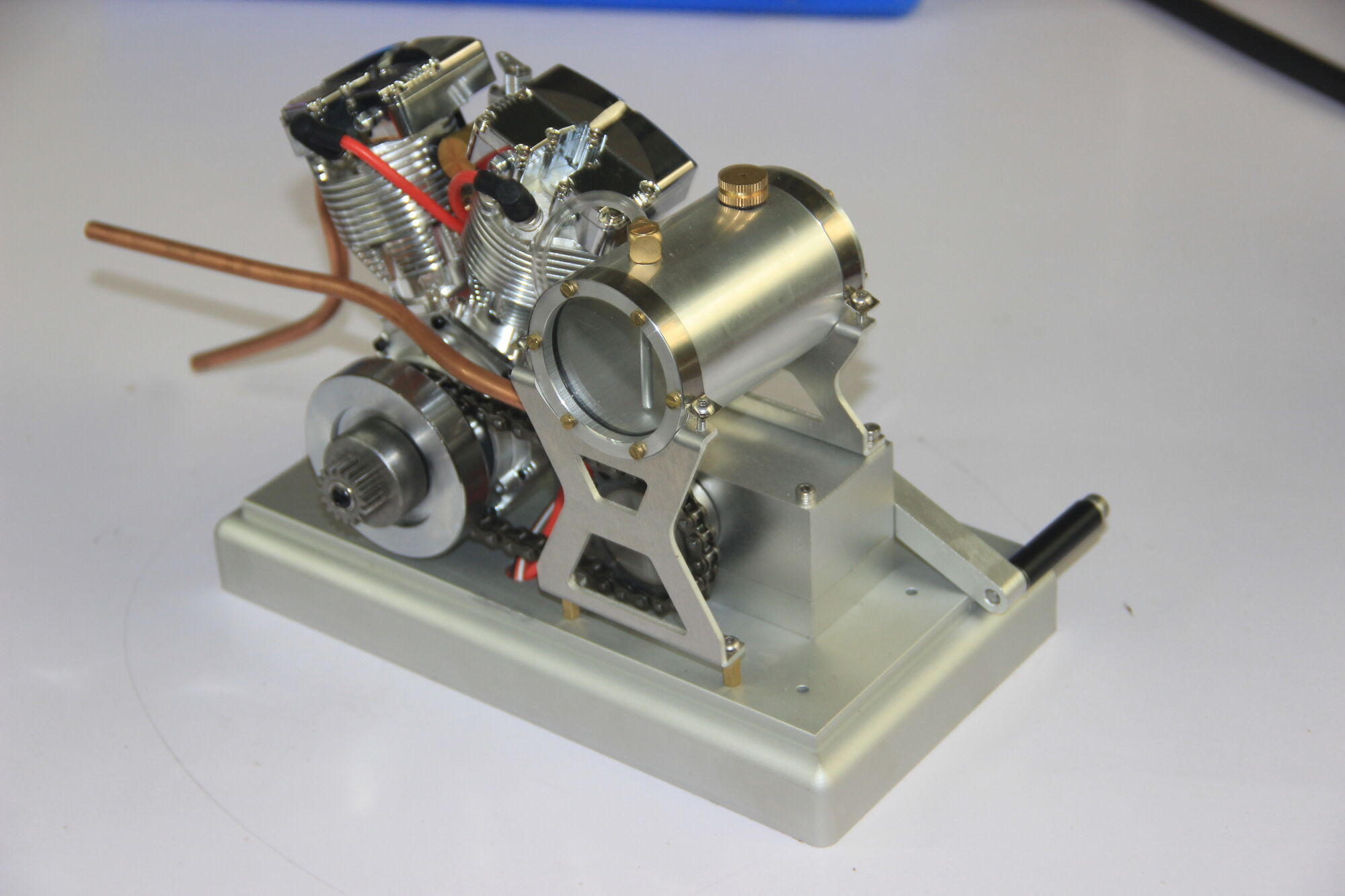 Enginediy: Meet Your V-Twin Model | Milled