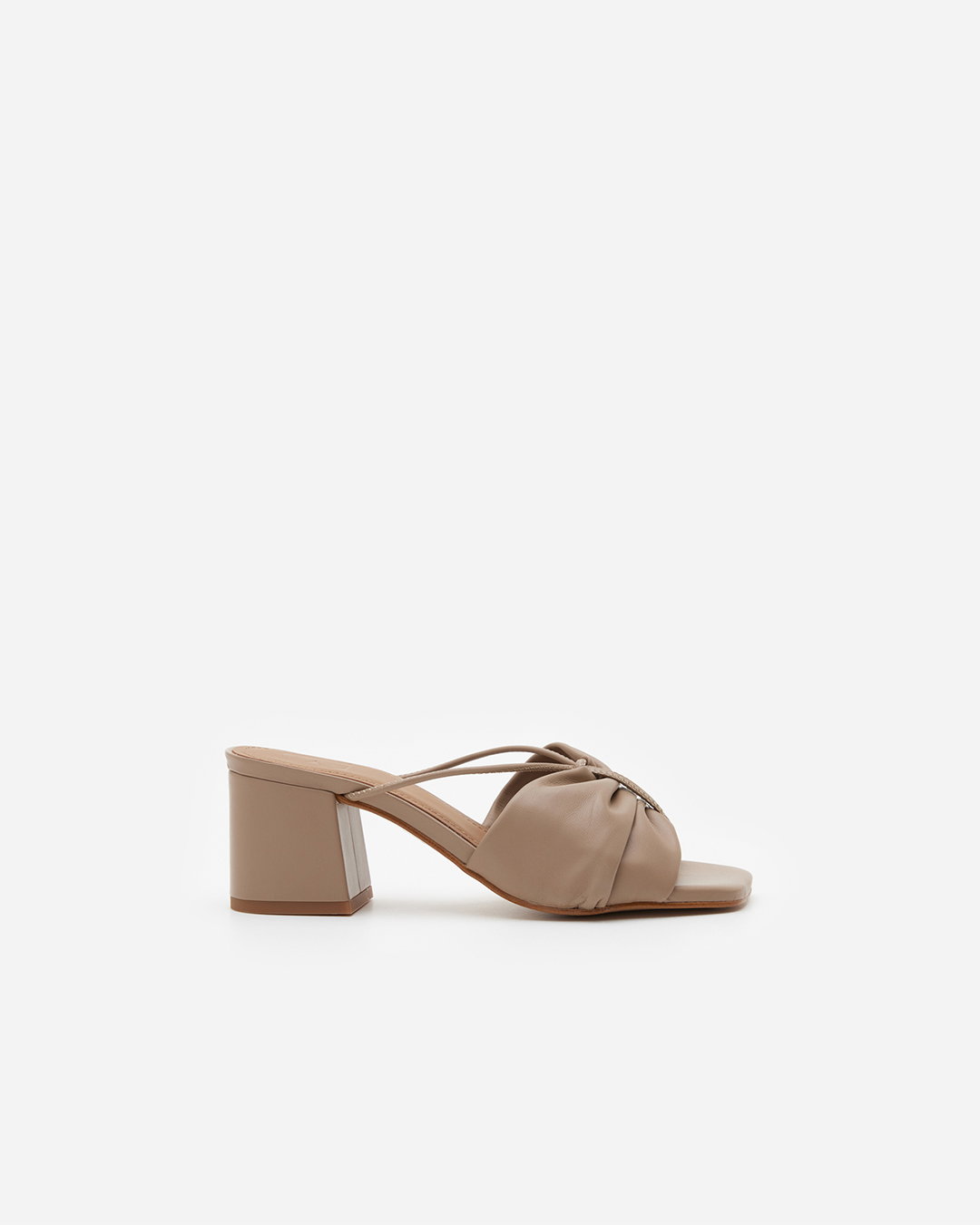 Flattered: Sandals with a Heel | Milled