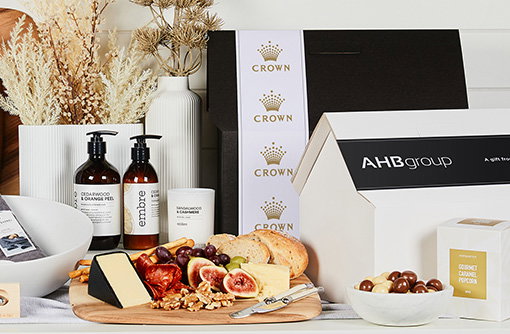First Class Hampers: Branded Hampers Now Available for Your Business 📣 ...