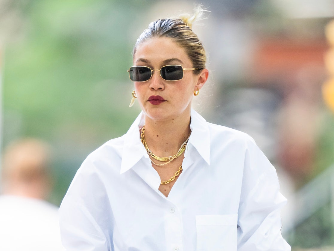 Vogue: Gigi Hadid Does Stealth Wealth the Supermodel Way, in a Classic ...