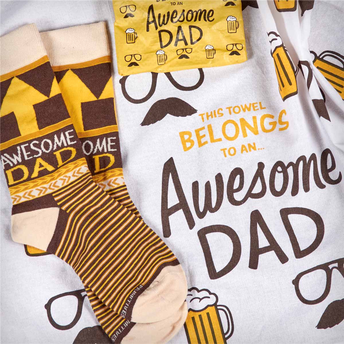 Primitives by Kathy: Artist Spotlight 🎨 Johnny Carrillo and LOL | Milled