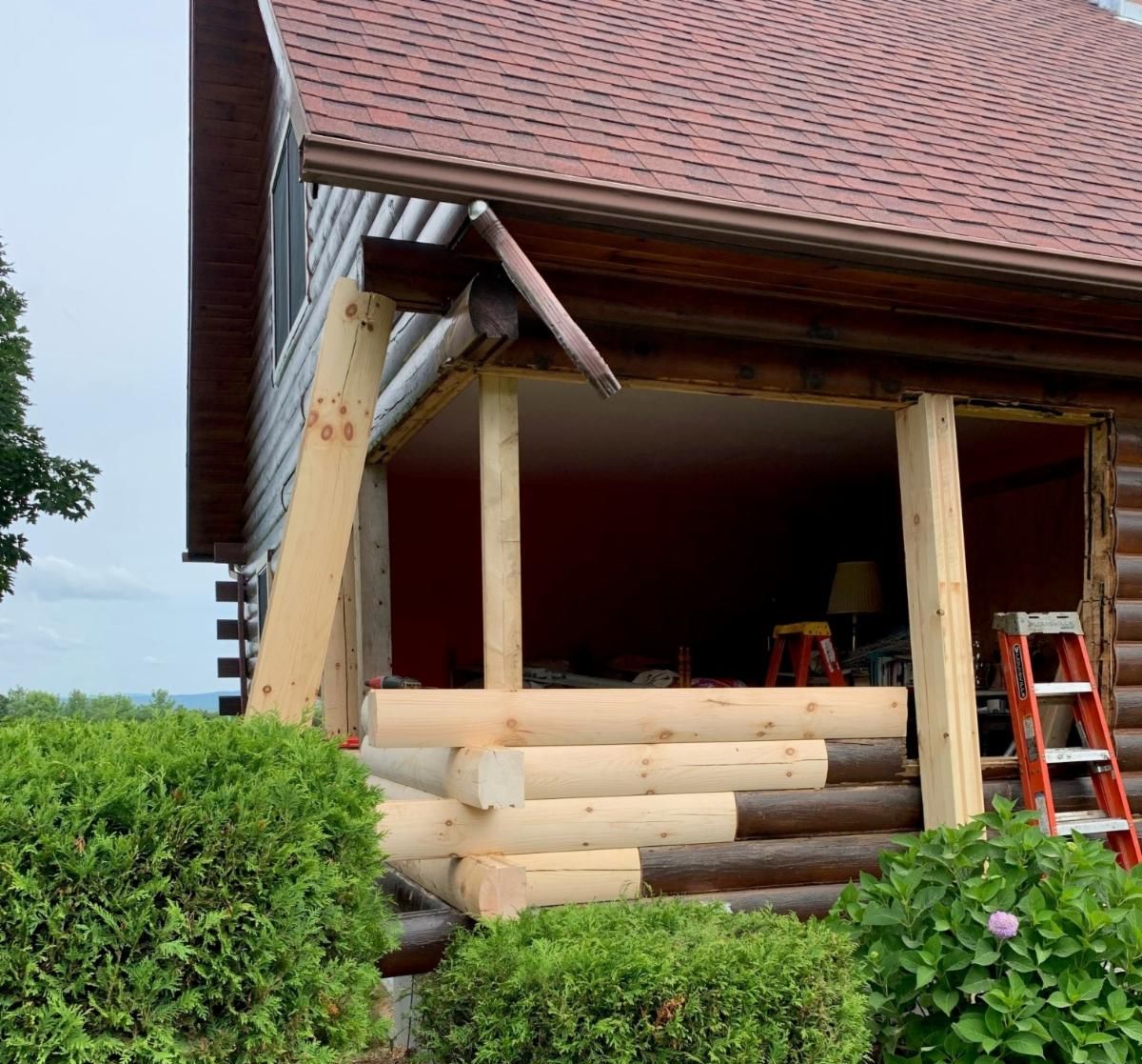 Perma-Chink Systems: What Happens When A Gutter Leaks On A Log Home ...