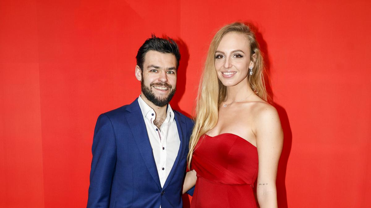 Story: Sjinkie Knegt krijgt baby met naaktmodel | Milled