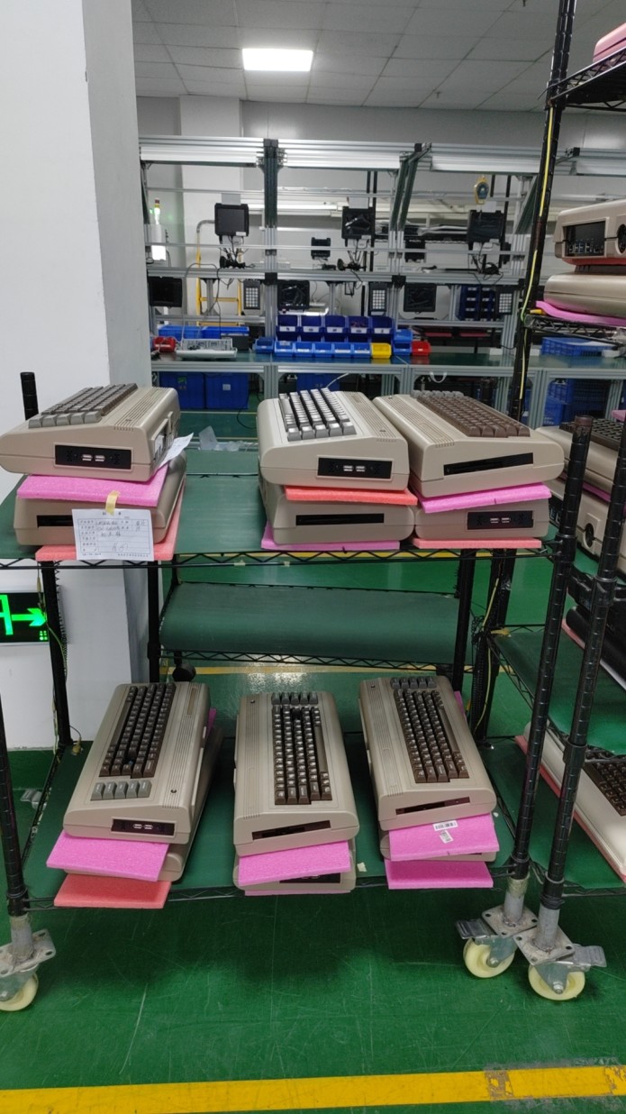 Indiegogo: 📢 Update #24 from The ALL NEW COMMODORE 64x Back & Better ...