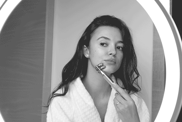 111SKIN: NEW IN: Sculpting Facial Roller | Milled