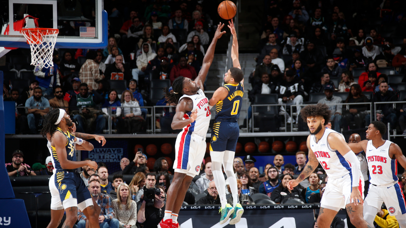 CBS Sports: Winner winner, chicken cutlet dinner! Tommy DeVito rallies ...