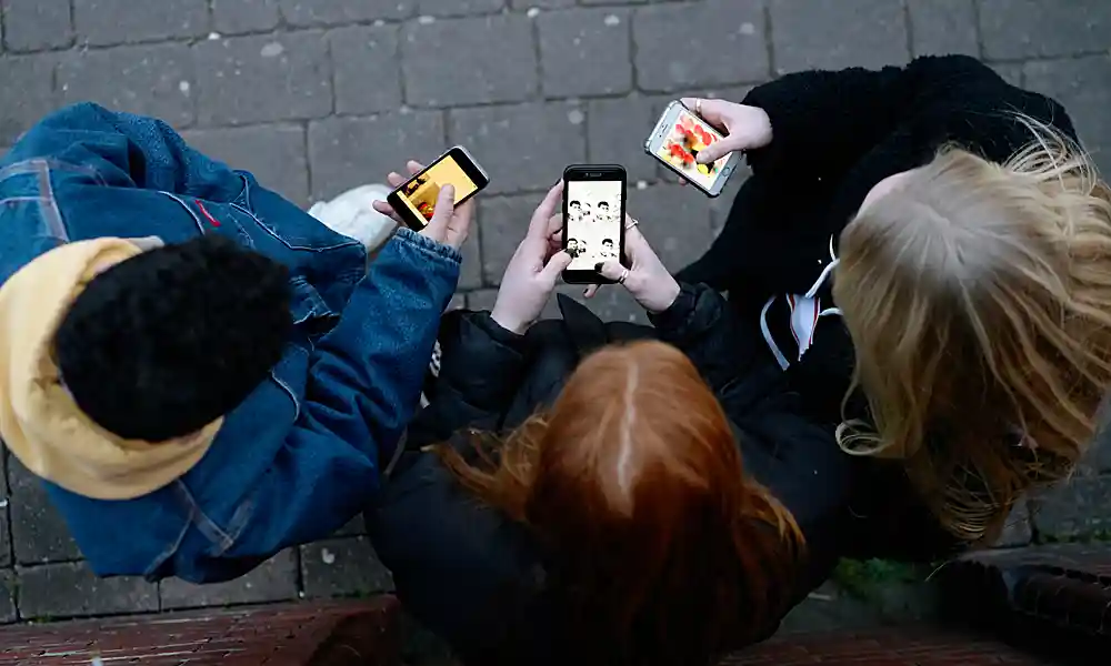 The Guardian: The Guardian Headlines: Rishi Sunak considers curbing ...