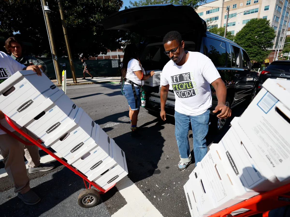 USA TODAY: Why are people boycotting Starbucks? | Milled
