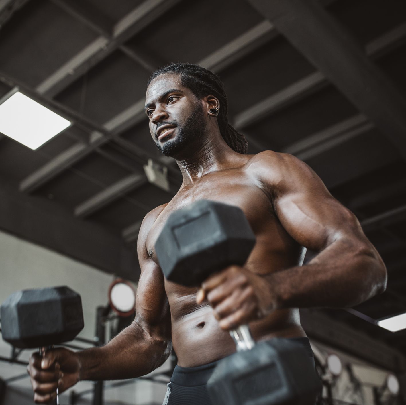 Men'sHealth: This Dumbbell Workout Plan Is Designed to Give You Gains ...