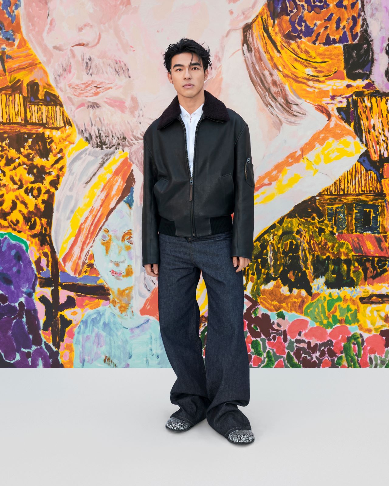 Loewe: Chen Haosen, Dew Jitsu and Phuwin Tangsakyun appeared in the ...
