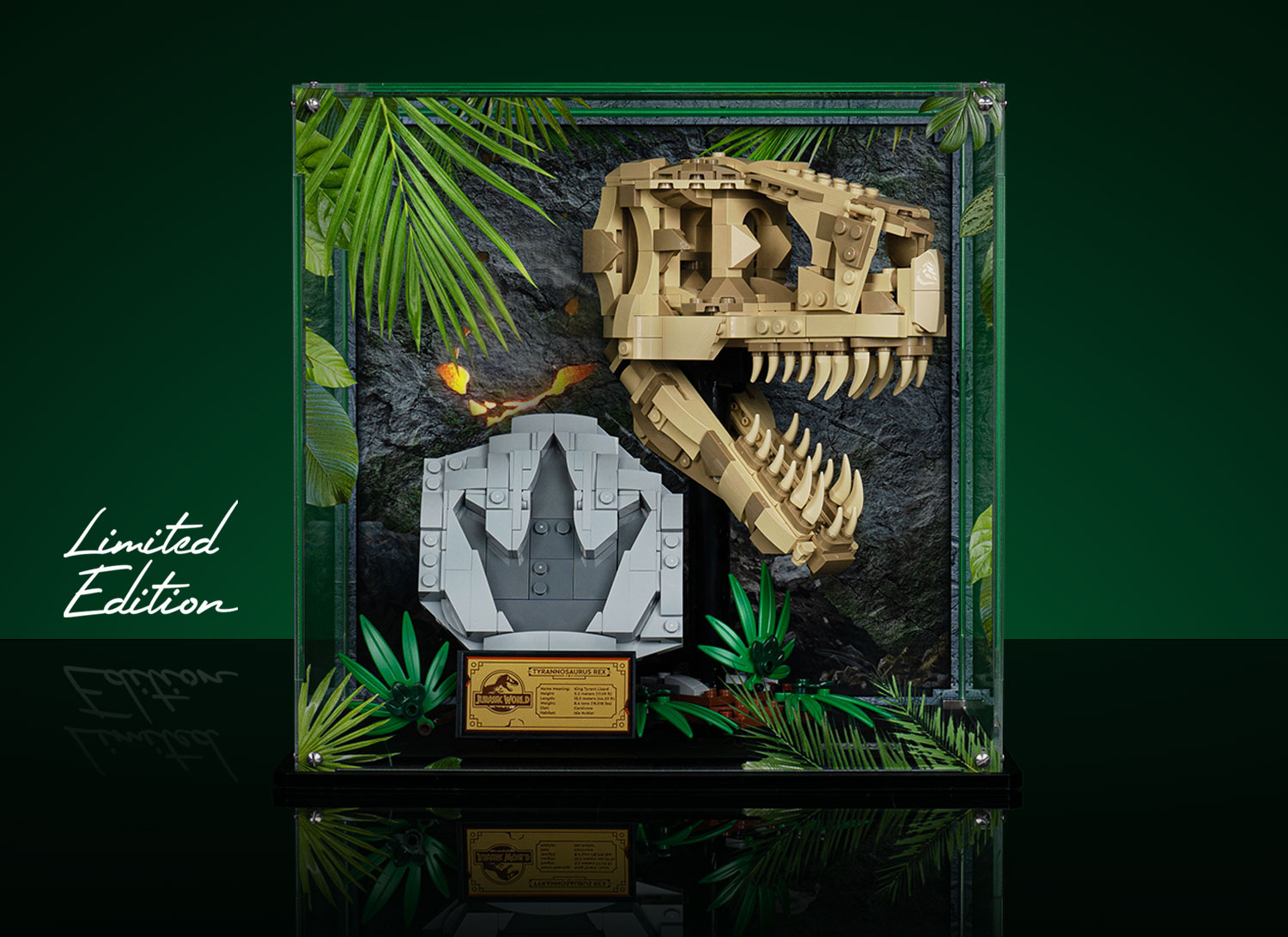 Wicked Brick: Take a closer look at our Limited Edition Jurassic World ...
