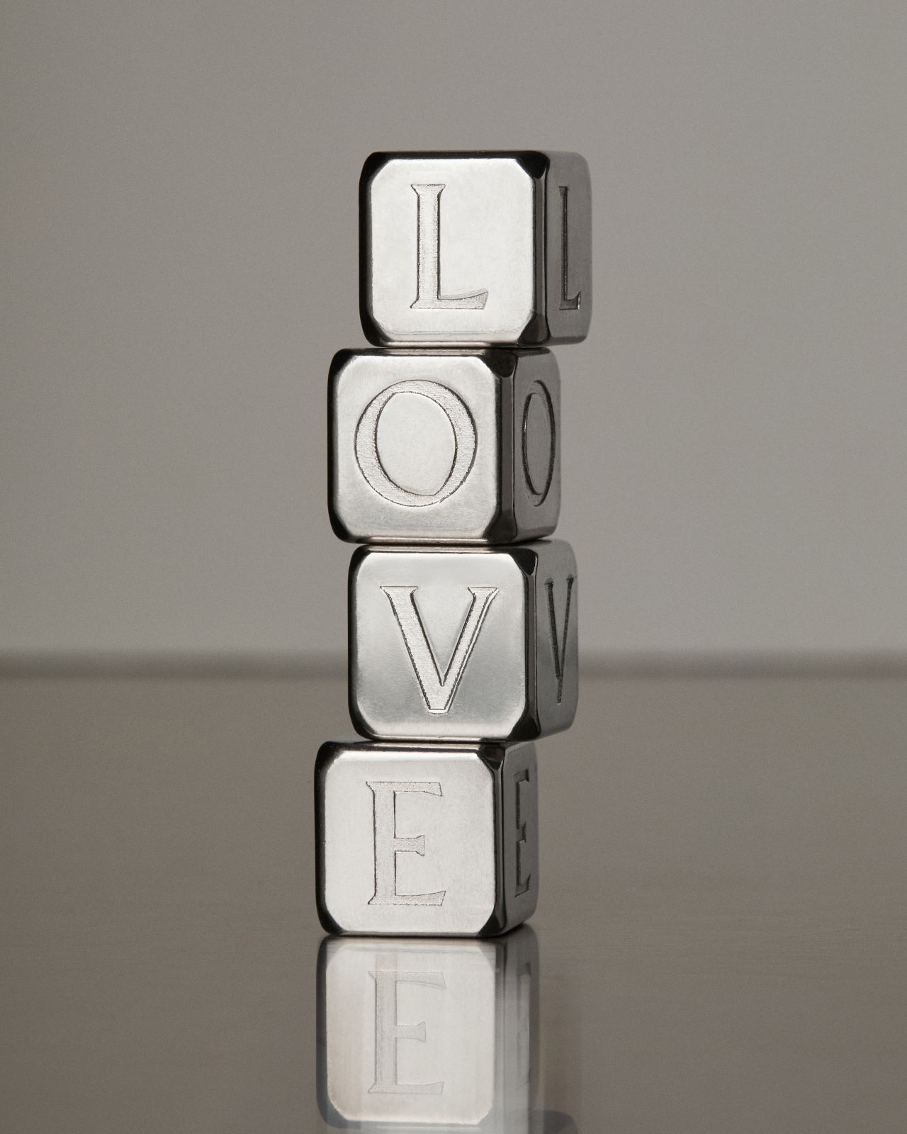 Loewe: Love from LOEWE | Milled