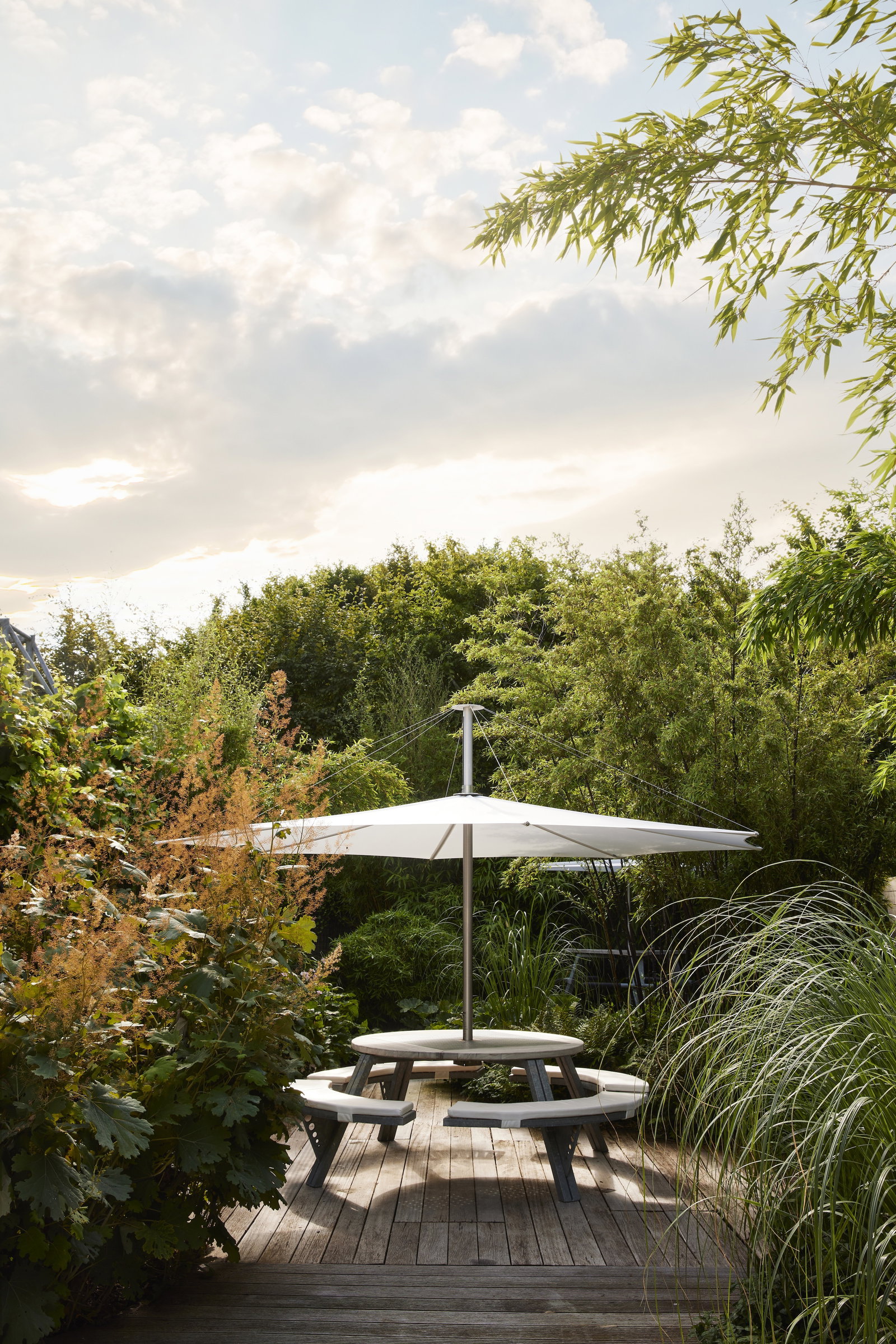 Master Interior: Uitnodiging: Designpioneer Dirk Wynants on tour | Milled