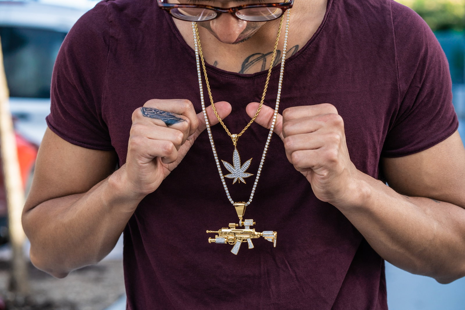 Gold Urban: Glow Up: Layering Techniques with Gold Chains & Necklaces ...