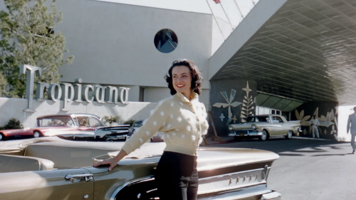 USA TODAY: 'Innocent' aid workers killed in Gaza | Milled