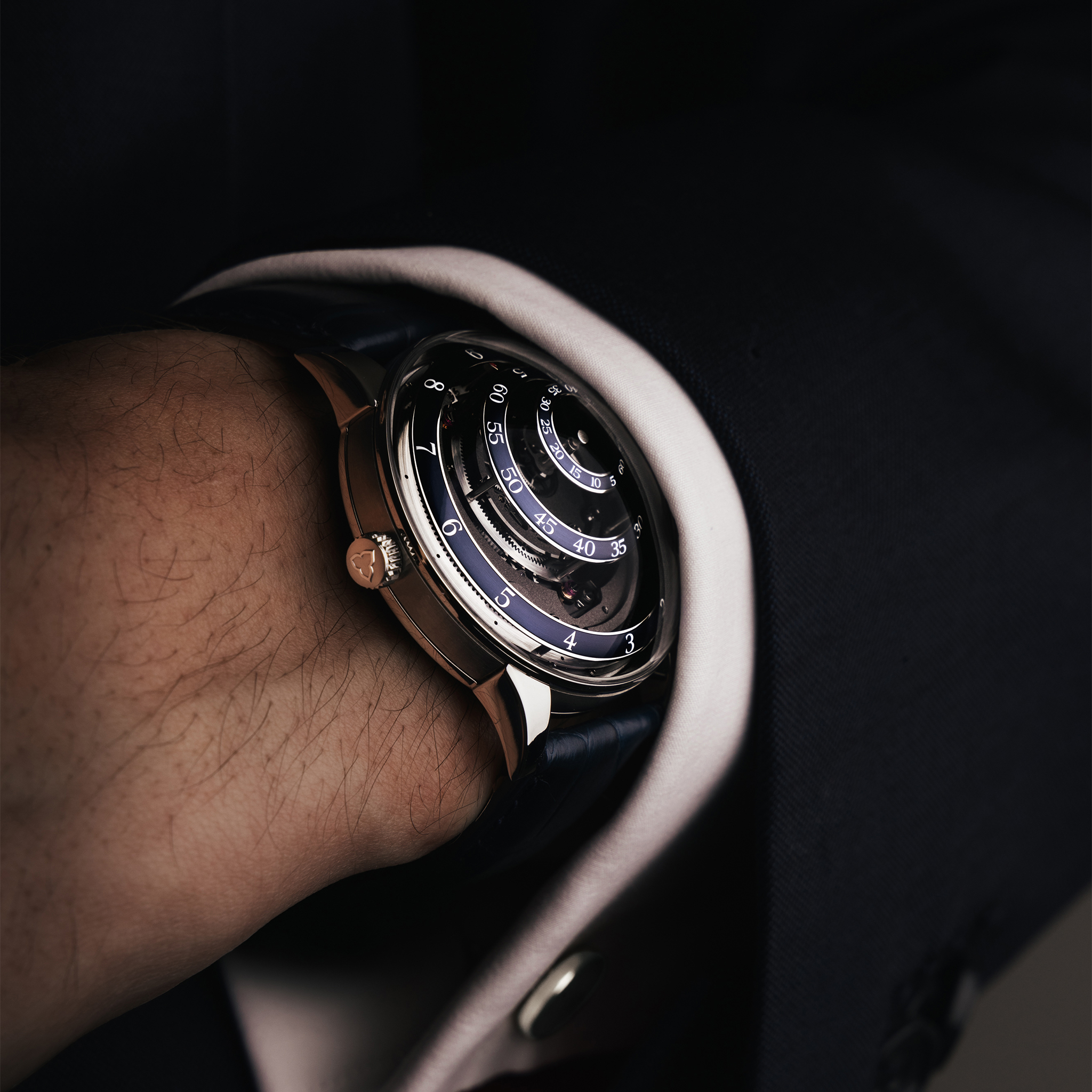 Hodinkee: Trilobe Reimagines Mechanical Timekeeping | Milled