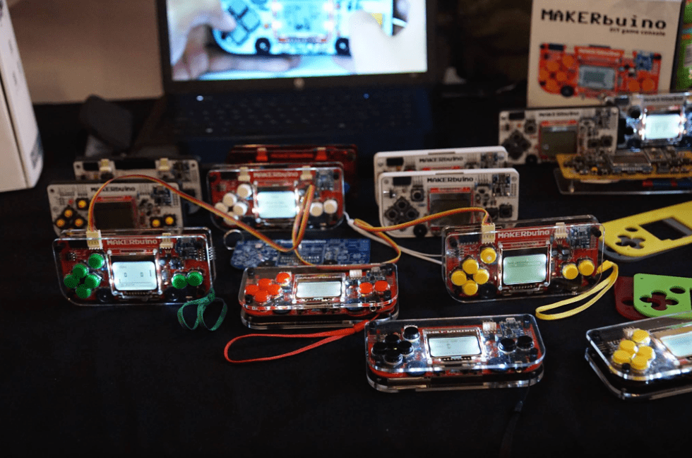 CircuitMess: 🧑‍💻 Coding has finally become fun (and easy)! | Milled