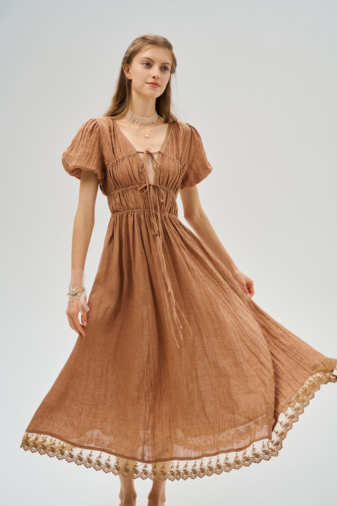 Linennaive: 🌿Ready for a Holiday? Here Are Your Favourite Lace Dress ...