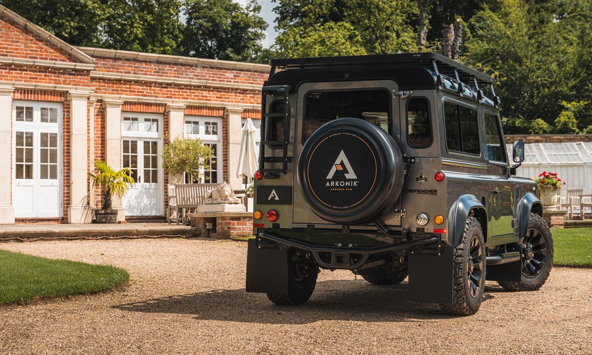 Arkonik: Meet our WINDSOR Edition: Corris Grey Defender 90 🎥 | Milled