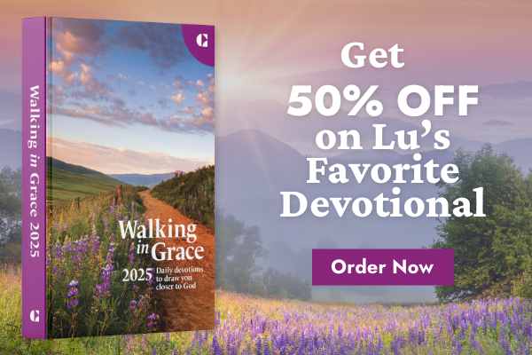 Guideposts: Get Half Off + a Free Gift! Walking in Grace 2025 | Milled