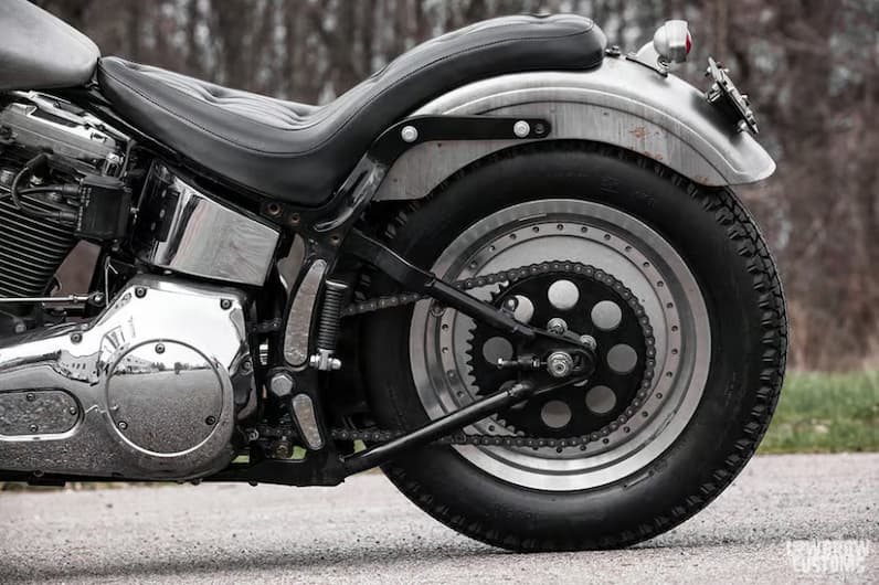 Lowbrow Customs: How to drastically change the rear end of your Softail ...